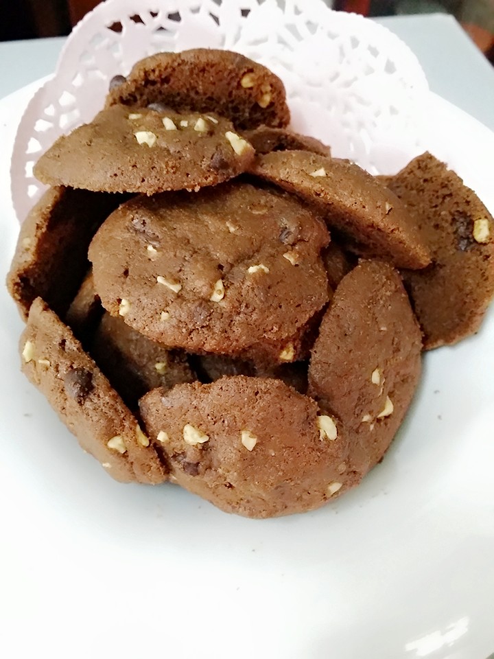 Biskut Cip Rich Coklat (Rich Chocolate Chip Cookies)