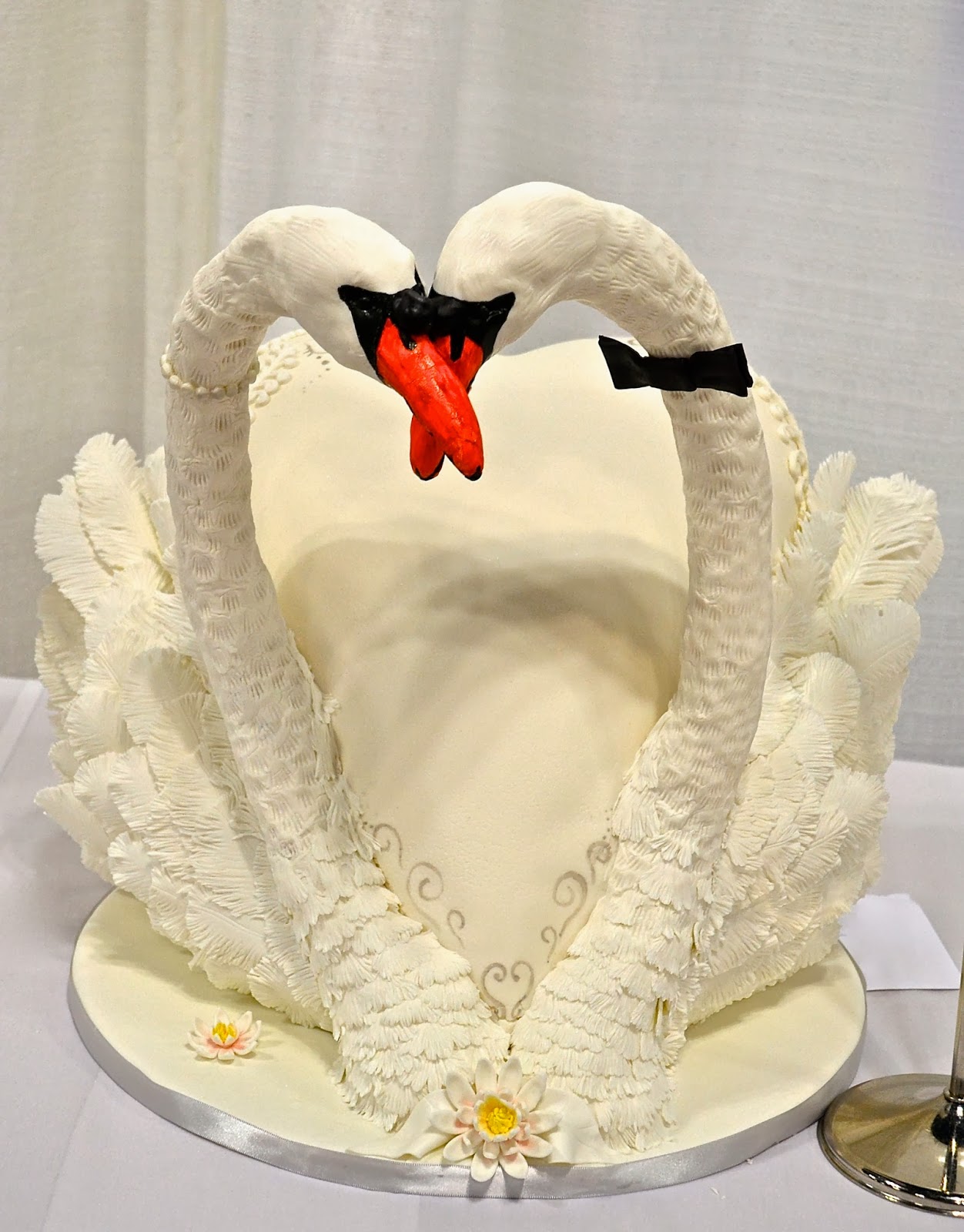 Is Gluten Your Kryptonite?: WEDDING CAKE TRENDS 2014
