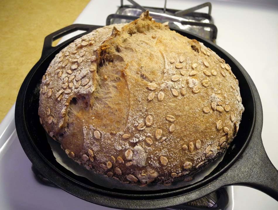 Baking Artisan Bread : Smoked Sprouted Rye Bread with Walnuts