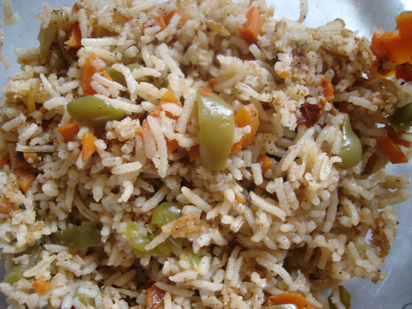 KARACHI: VEGETABLE FRIED RICE