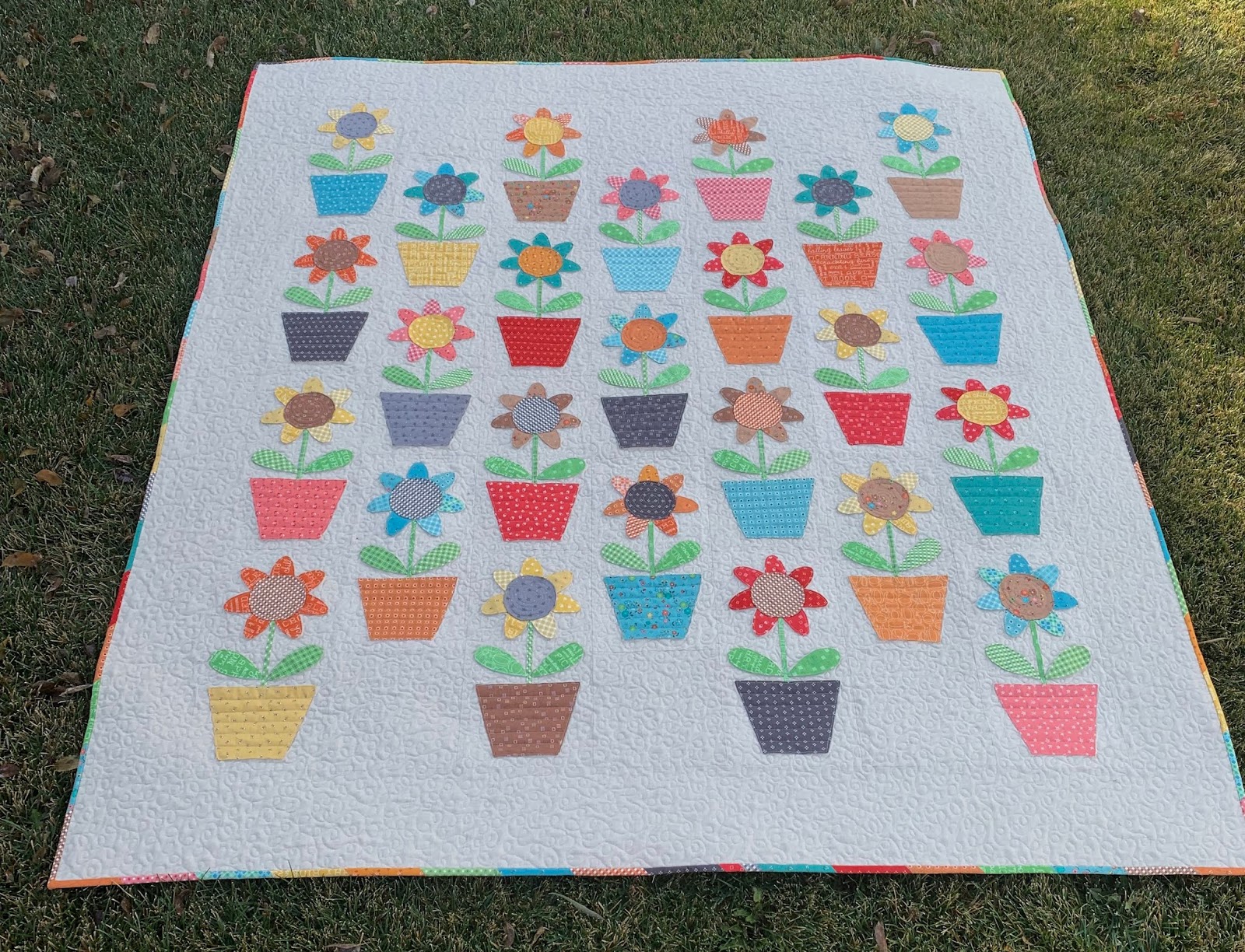 Bee In My Bonnet: Fall Flower Pots Quilt Tutorial!!