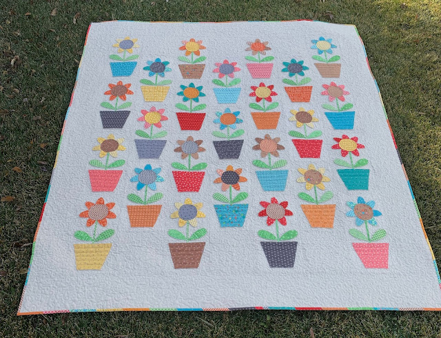 Bee In My Bonnet: Fall Flower Pots Quilt Tutorial!!