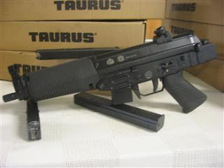 Nova Polícia : Armas utilizadas pelas Polícias Militares