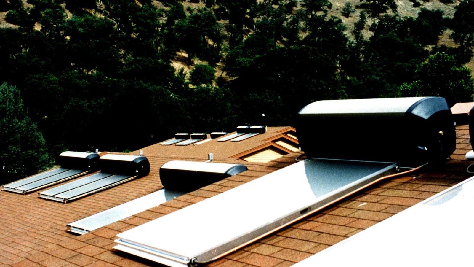 Thermosyphon Solar Water Heater - Solar Choices