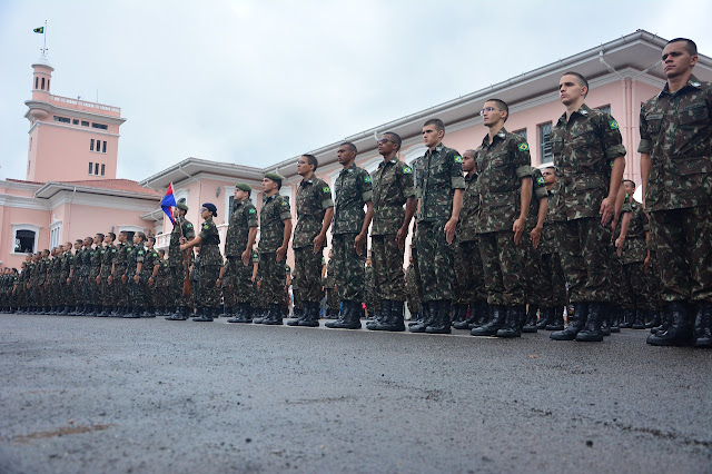 videVERSUS: Escola Preparatória de Cadetes do Exército, a famosa EsPCEx ...