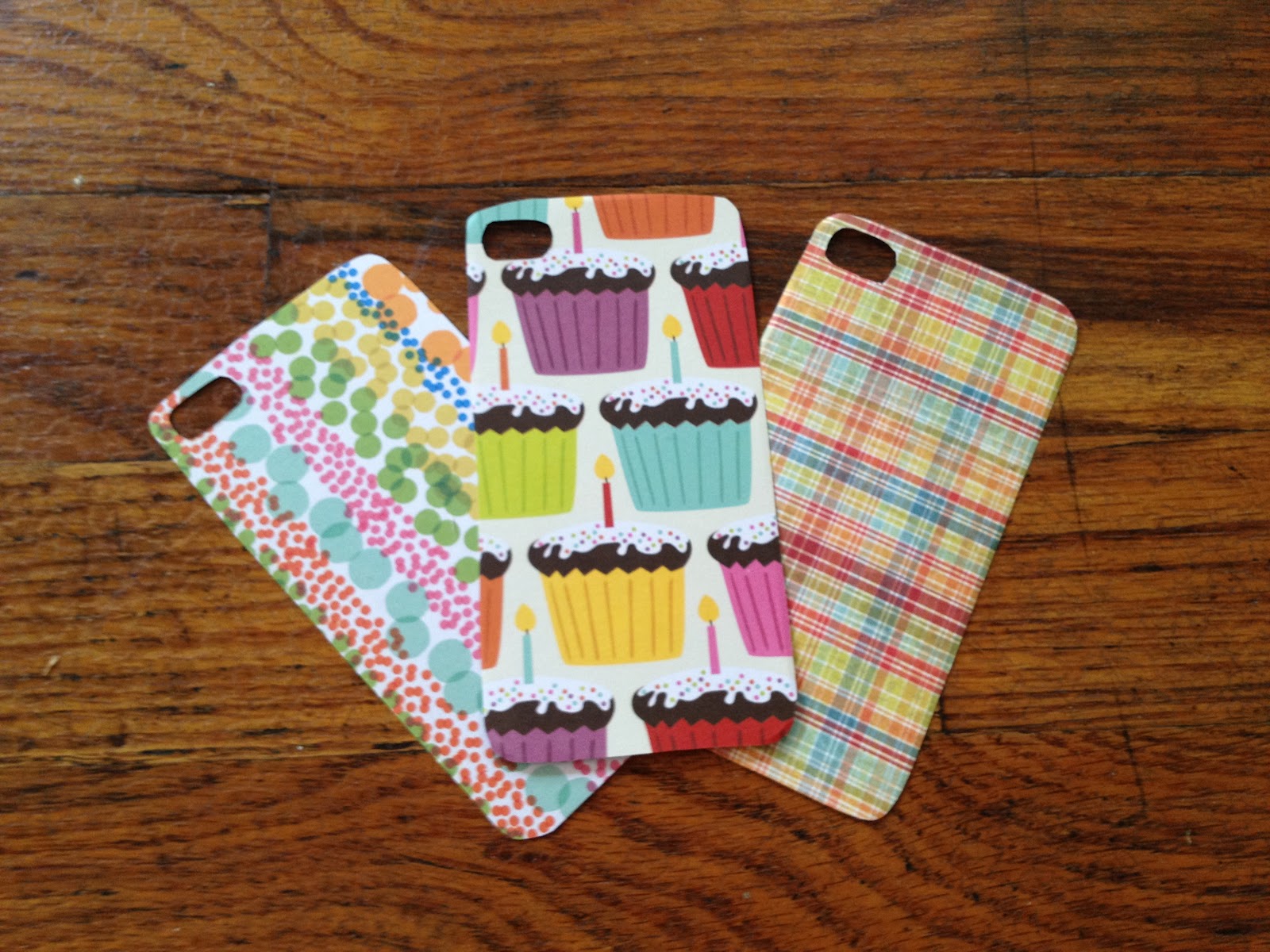 Miss Mel + Miss Heather: DIY: Scrapbook Paper iPhone Case
