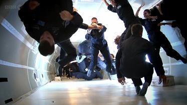 Astrolabio: Wonders of the Universe - Falling (III)