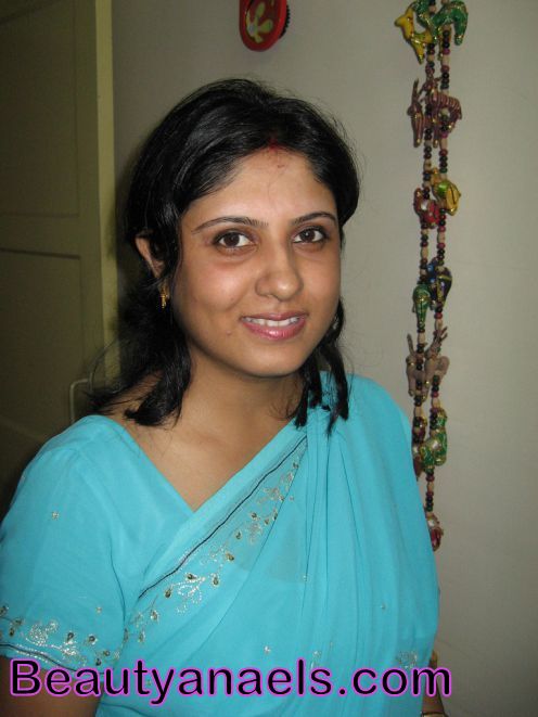 dark knight us: Desi Mumbai Aunties Hot Saree Stills