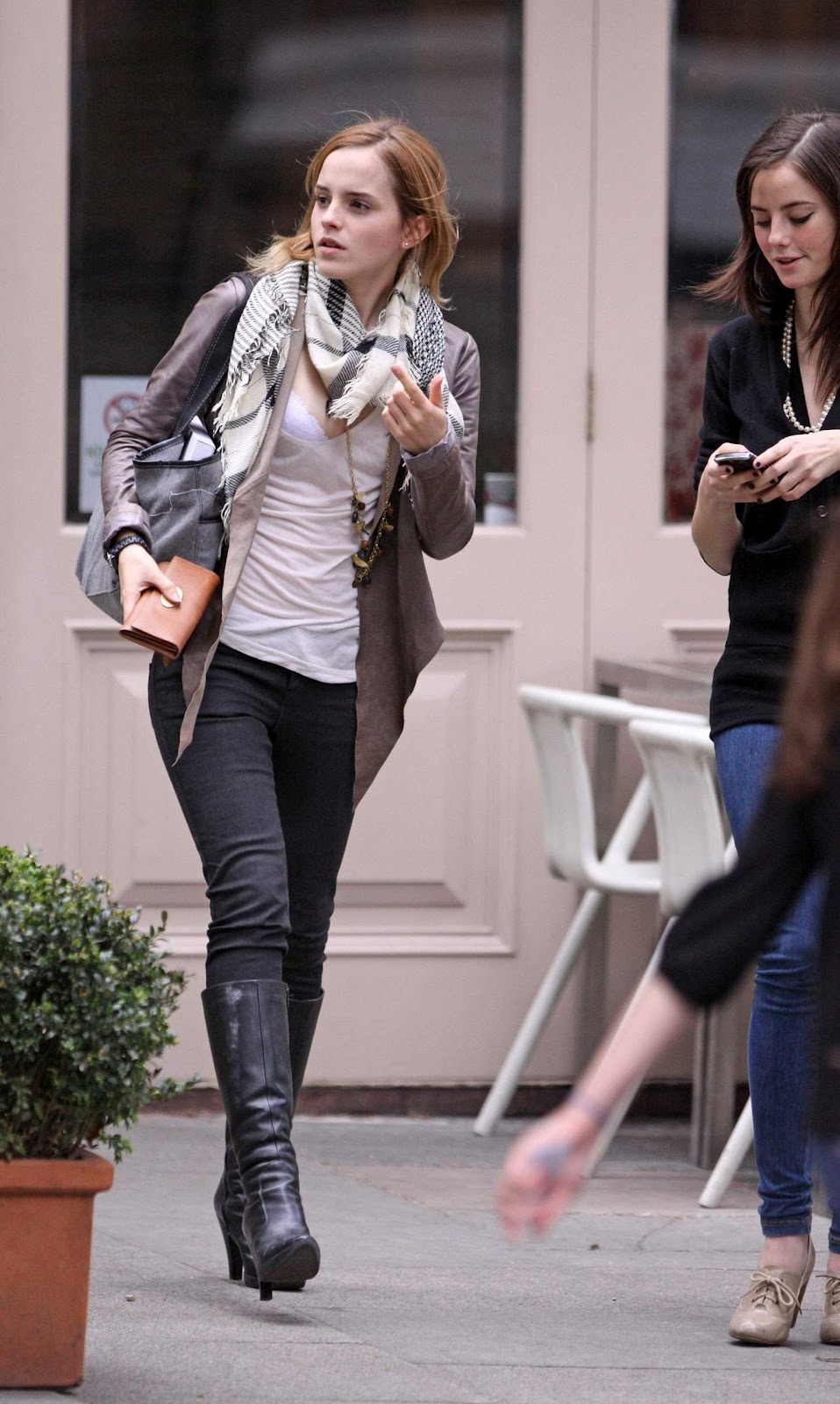 Jeans and Boots: Celebrities in Jeans & Boots & Overknees: Mix Part 1 ...