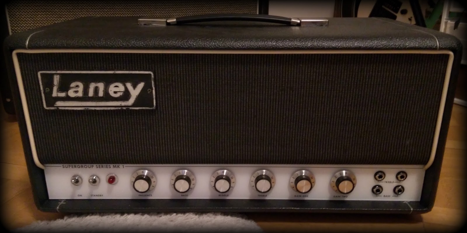 Supreme Vintage Tone: Laney Supergroup