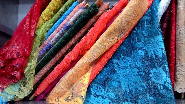 Kenali Jenis Bahan Brokat - Creative Payet