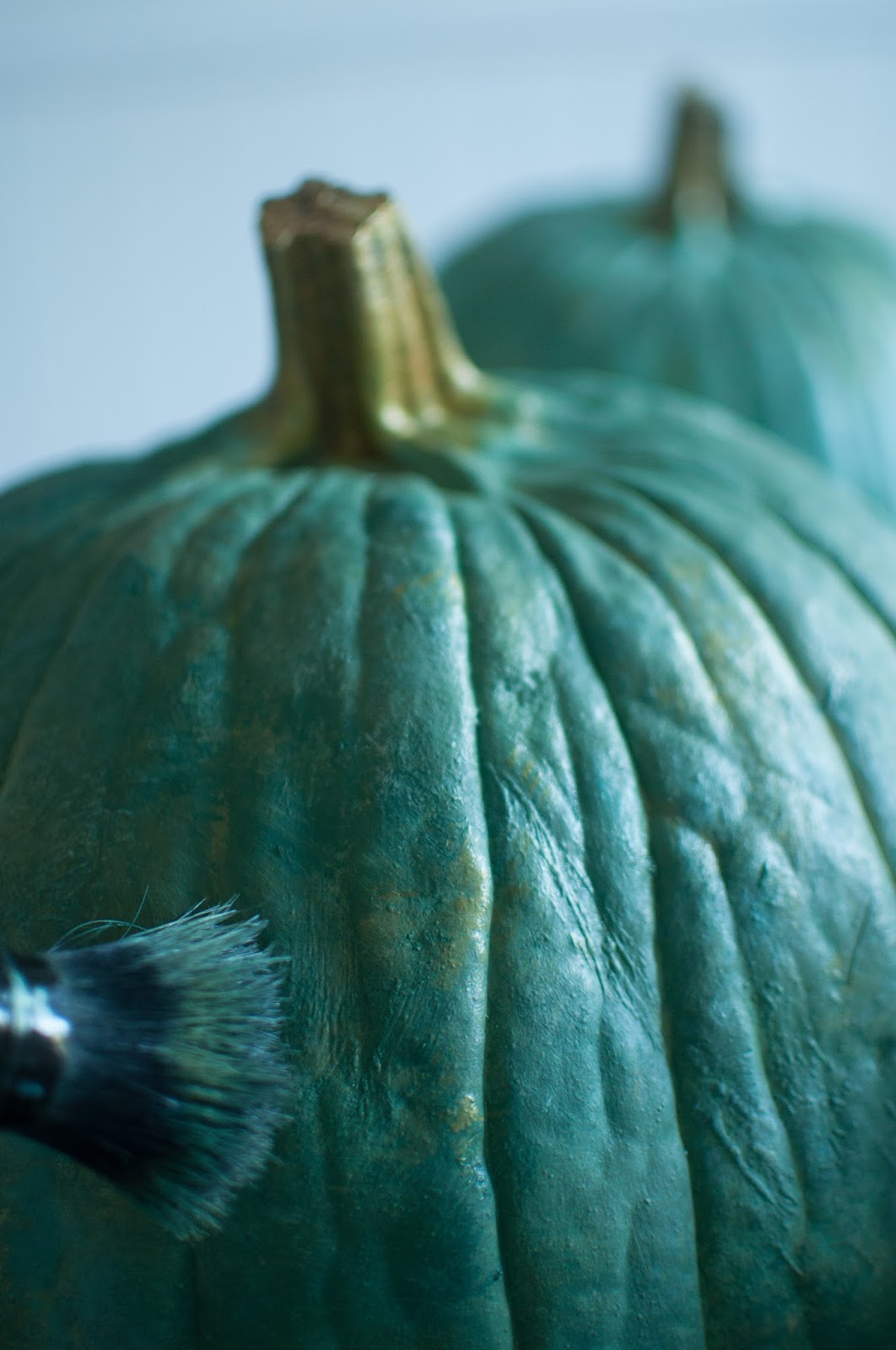 Gwen Moss: DIY: how to make beautiful Old World pumpkins out of plain ...