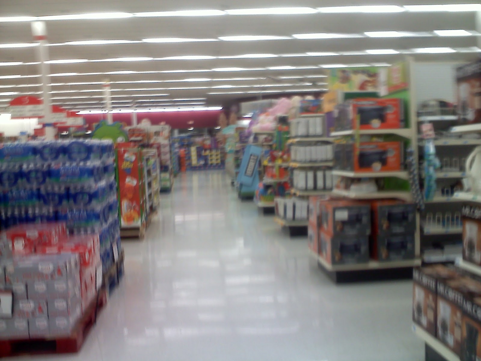Dead and Dying retail: Lorain, Ohio Kmart Supercenter