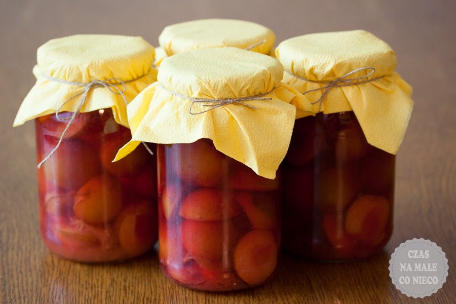 czas na małe co nieco: Wpadła śliwka w kompot