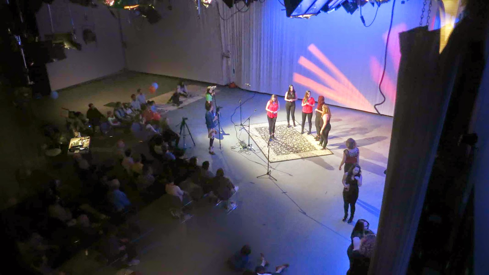 The ZehnKatzen Times: [pdx] KOPB Open House, Complete With Celebrity ...