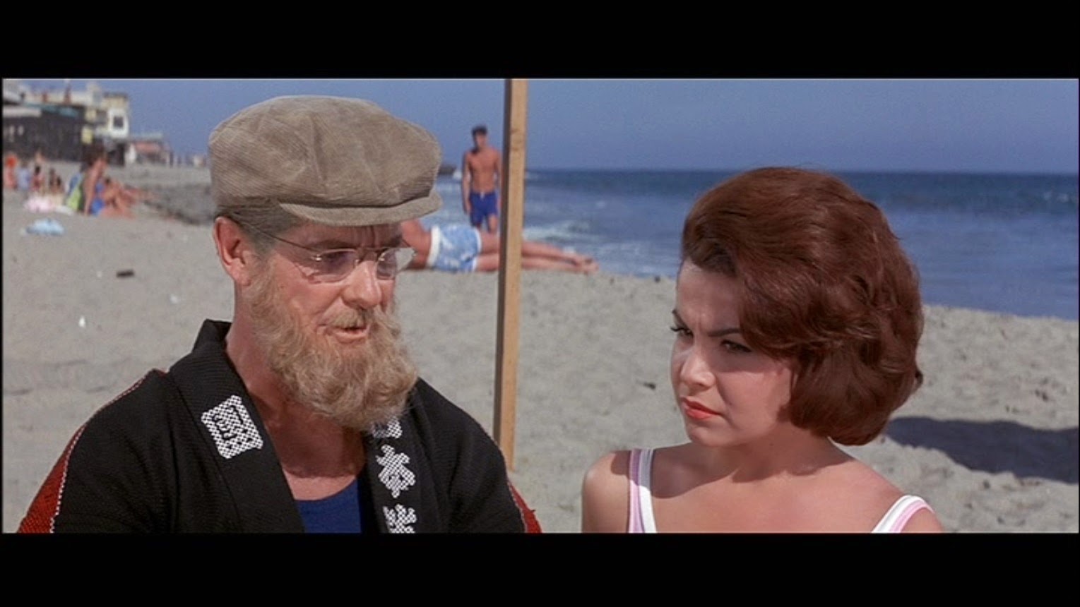 Happyotter: BEACH PARTY (1963)