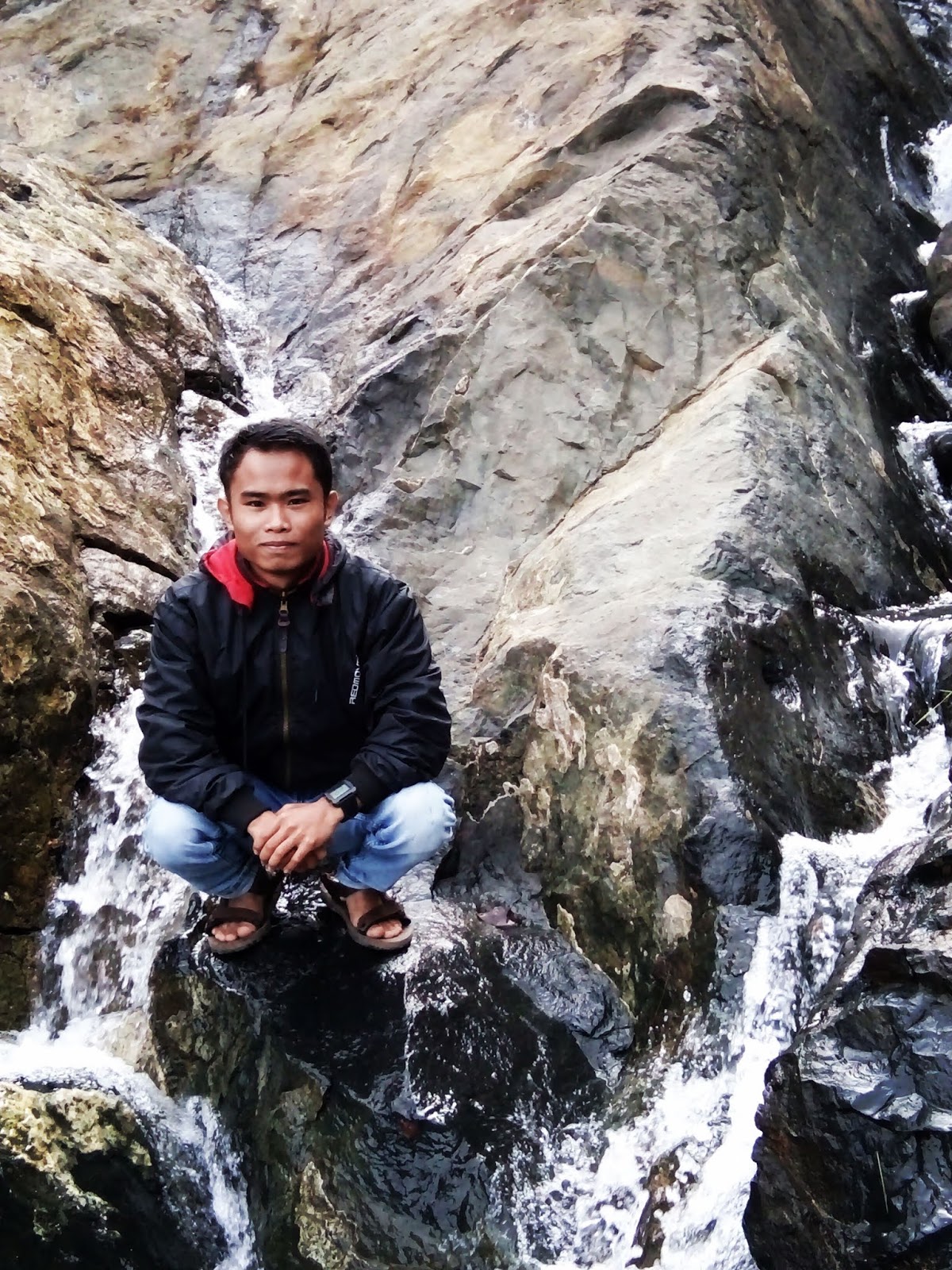 Sarambu Sikore Kecamatan Rantekarua(Trans Awan)