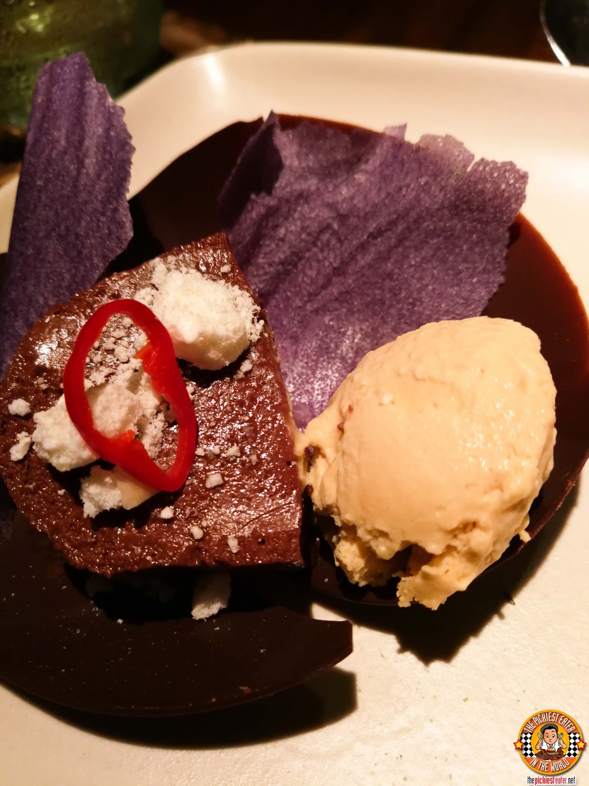 THE PICKIEST EATER IN THE WORLD: THE HOLIDAYS COMES ALIVE AT SAMBA ...