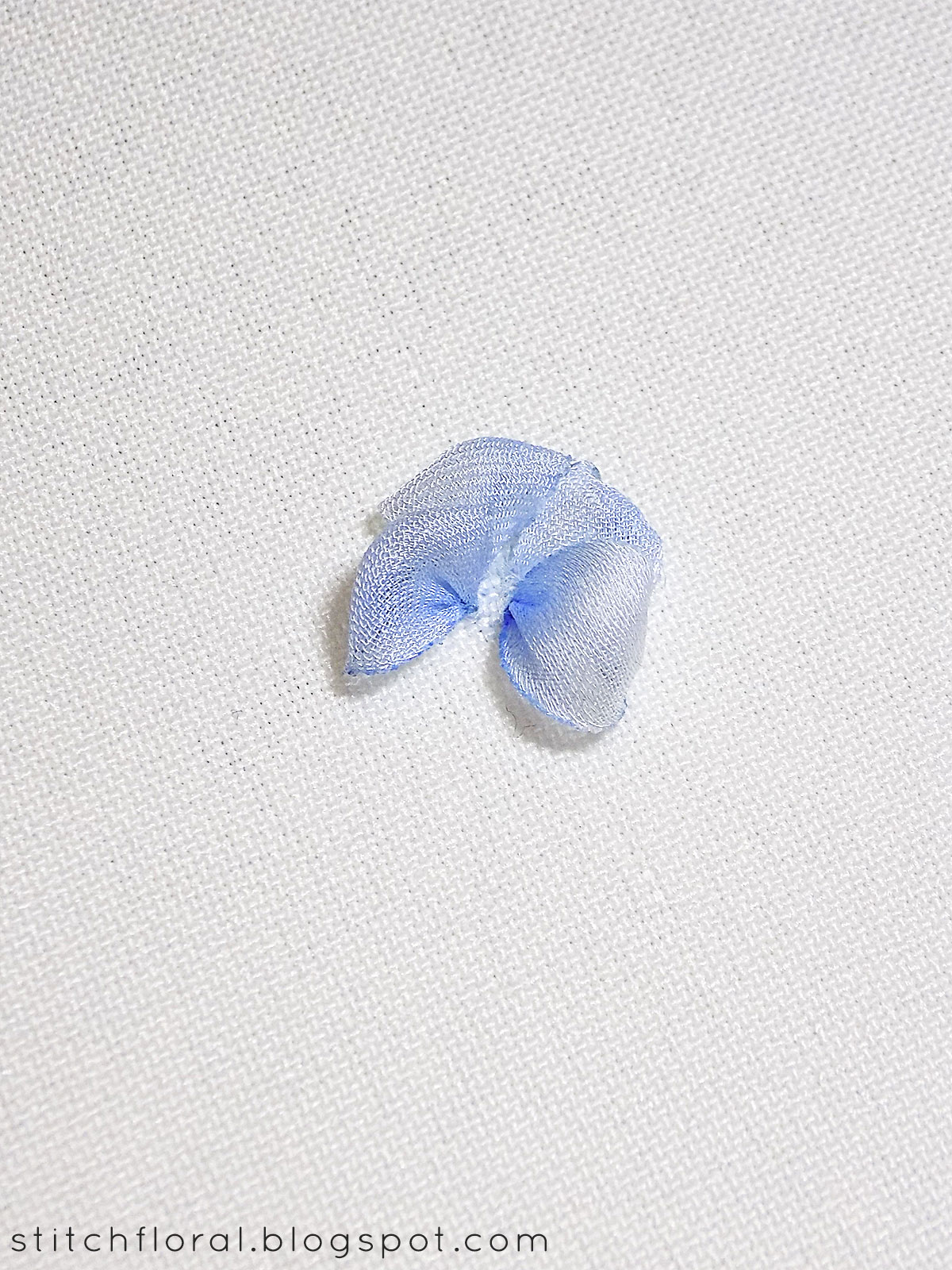 Forget me nots: ribbon embroidery tutorial - Stitch Floral