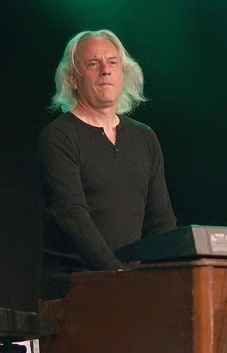 Zona Rock Dan Metal : PHIL LANZON