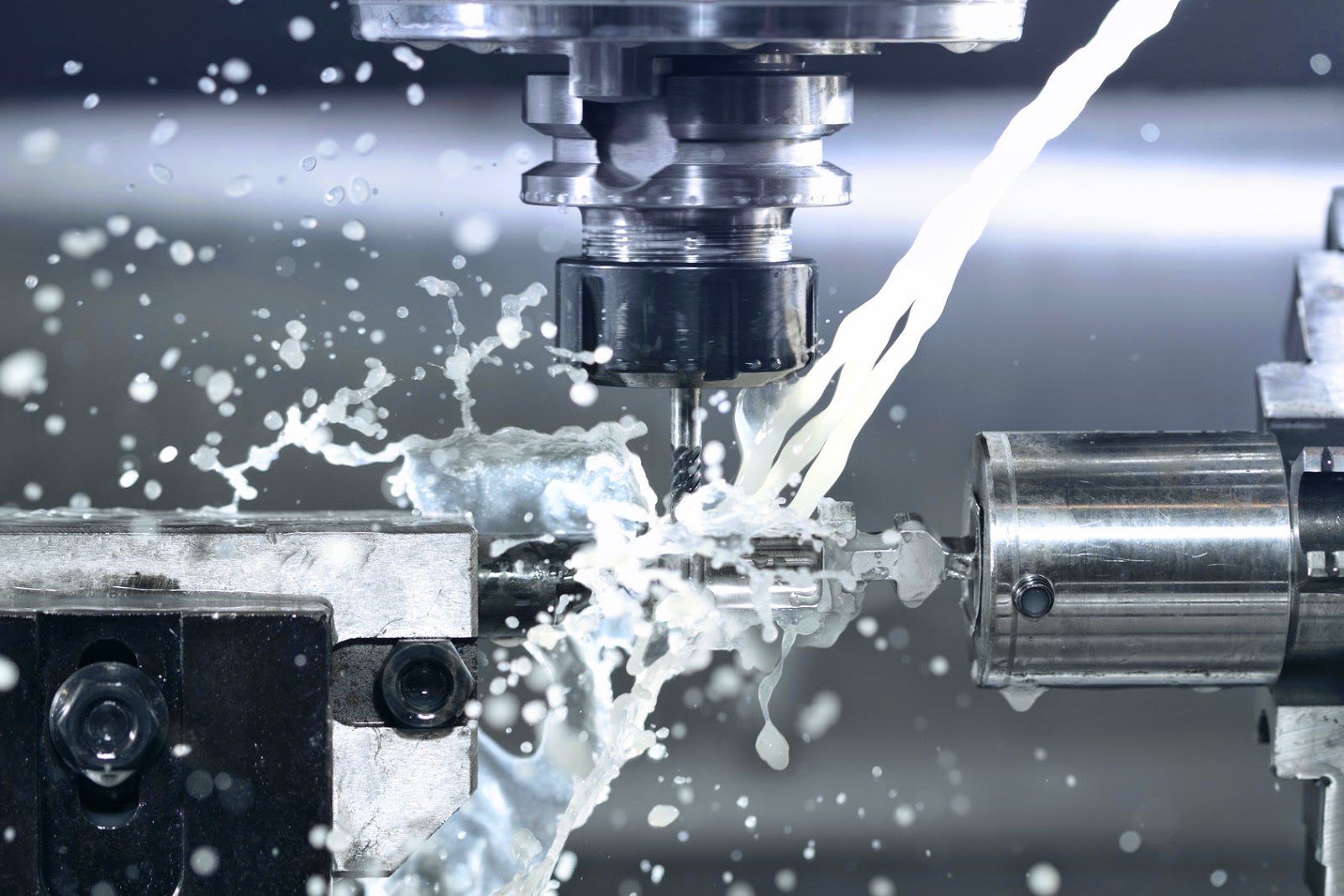 the AUSSiE Info: Advantages of Utilizing CNC Manufacturing Machines