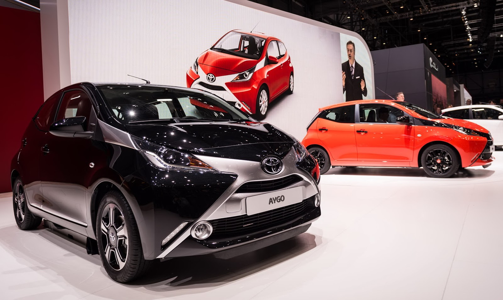 Full Car Pictures: New Cars Toyota Aygo X-clusiv Trends Edition