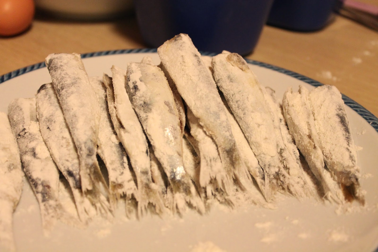 Sardegna un Mare di Gusto: SARDE IMPANATE E FRITTE