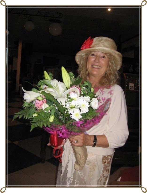 RACE NIGHT – THURSDAY 21ST NOVEMBER – Charity Shop and Library