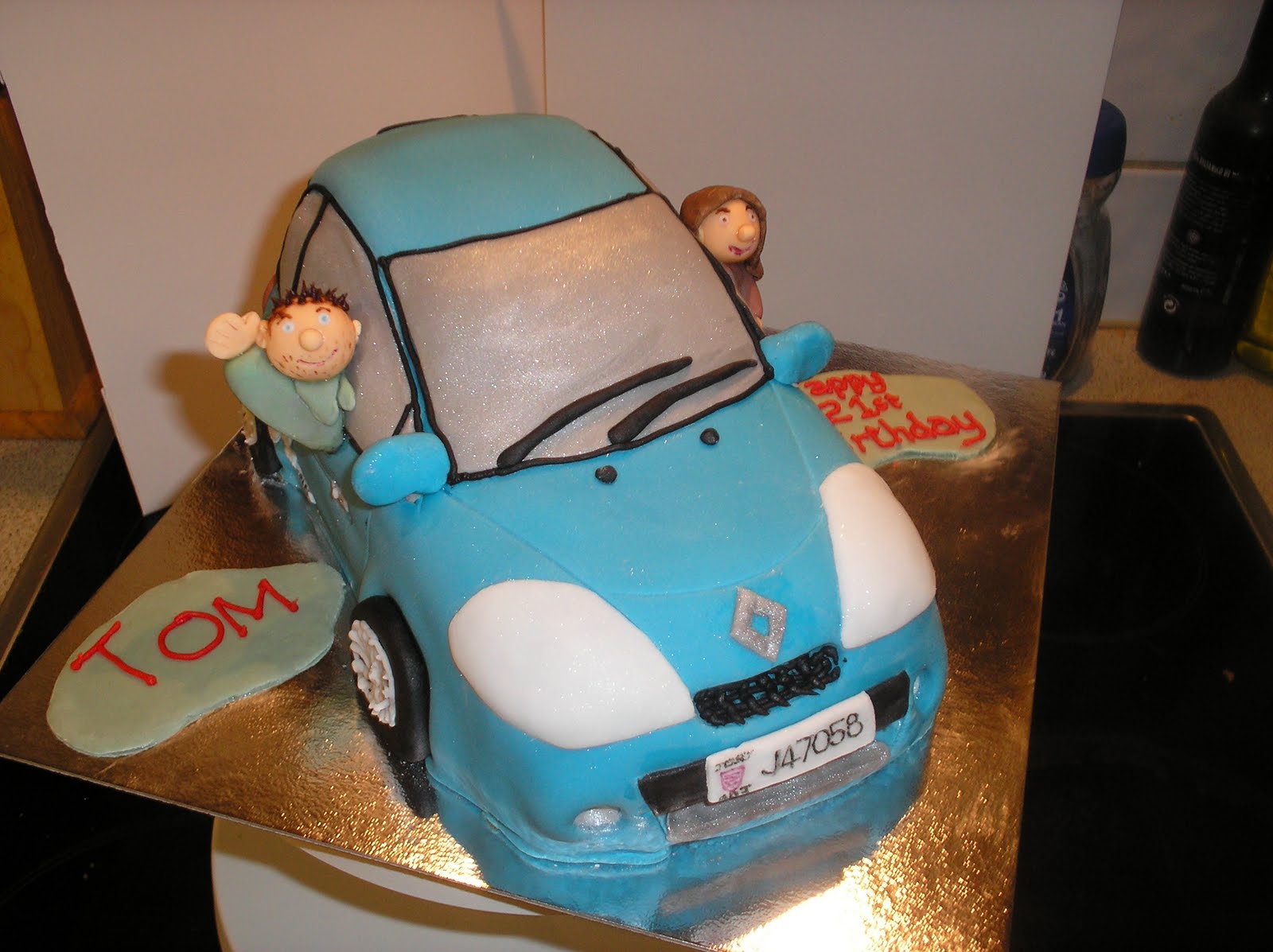 Nicky's Cakes: Renault Clio Sport Cake