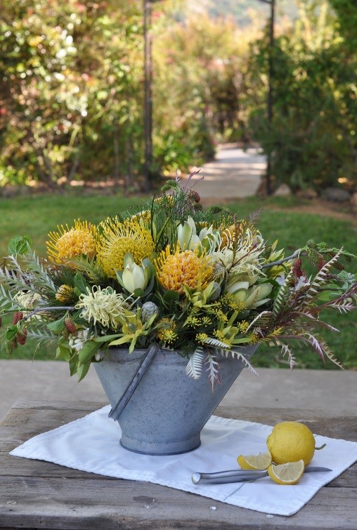 A Passion for Flowers: Country Blooms