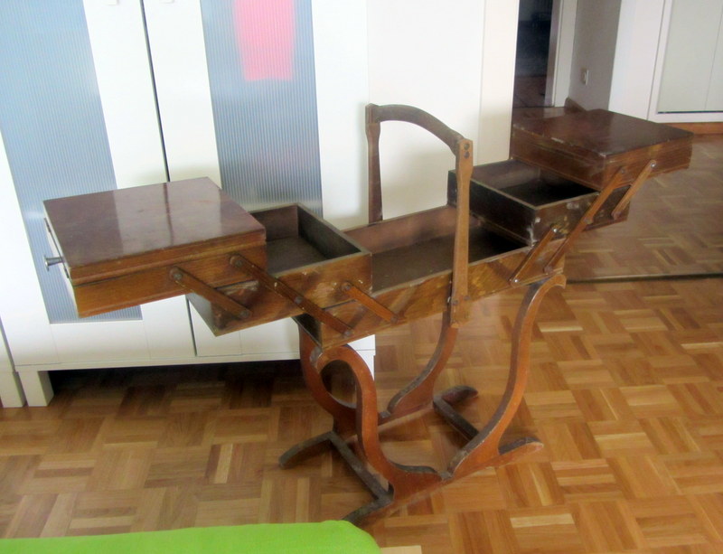 Blurb from the Burbs: Genevan gems