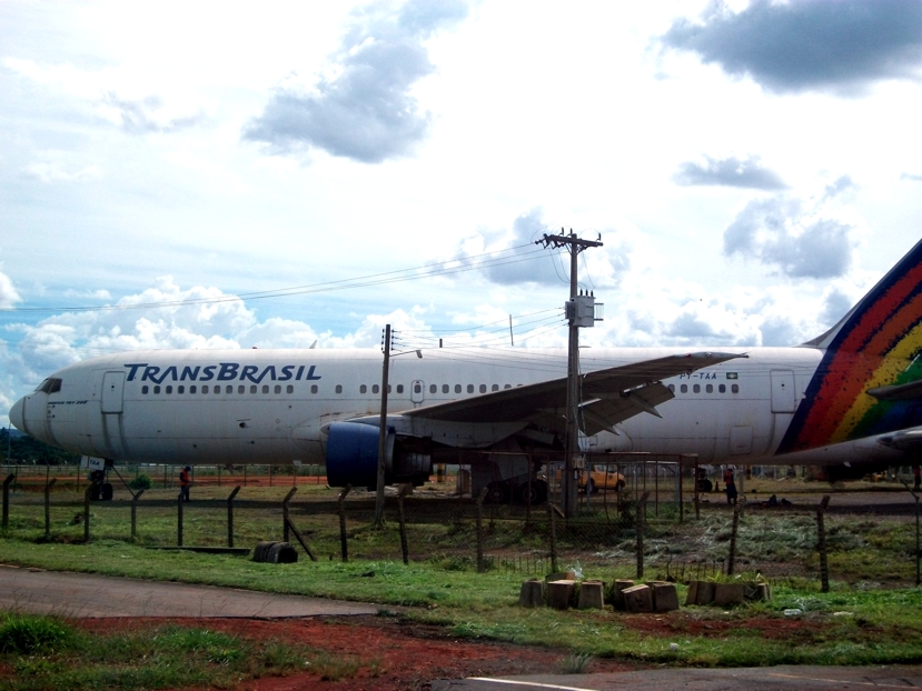 Avioes Abandonados Brasil: PT-TAA O primeiro 767 do Brasil