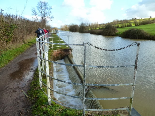 Devizes Days in Words and Pictures 2015: Walking in the Floods near ...