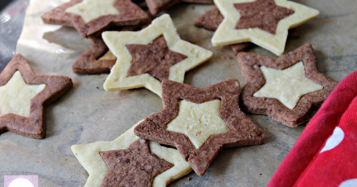 Two Tone Star Biscuits | The Mini Mes and Me