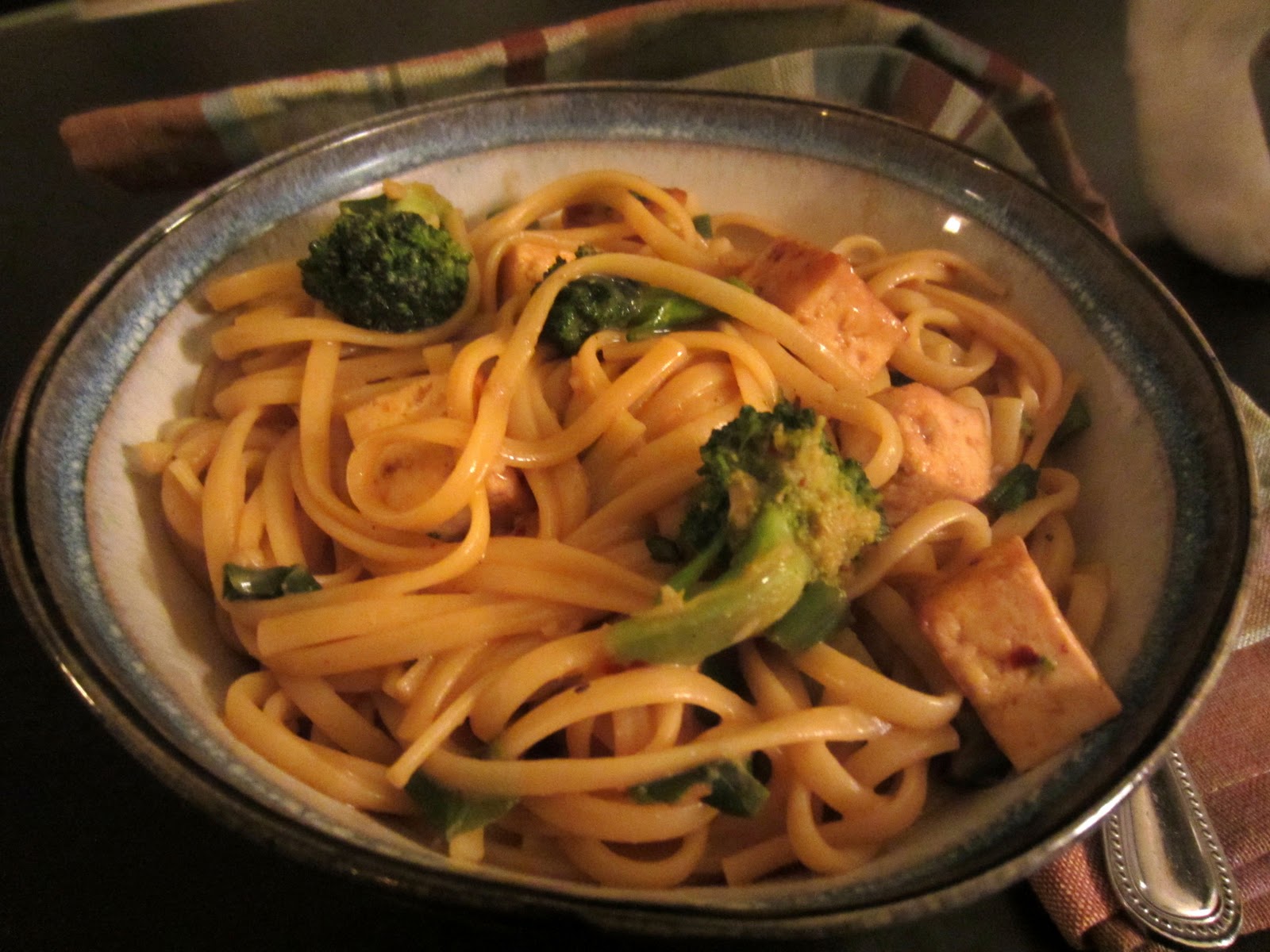 Kale and Cookies: Pad Thai with Broccoli and Tofu
