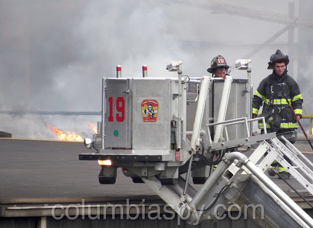Firefighters from Lancaster and York Counties respond to Donsco fire ...