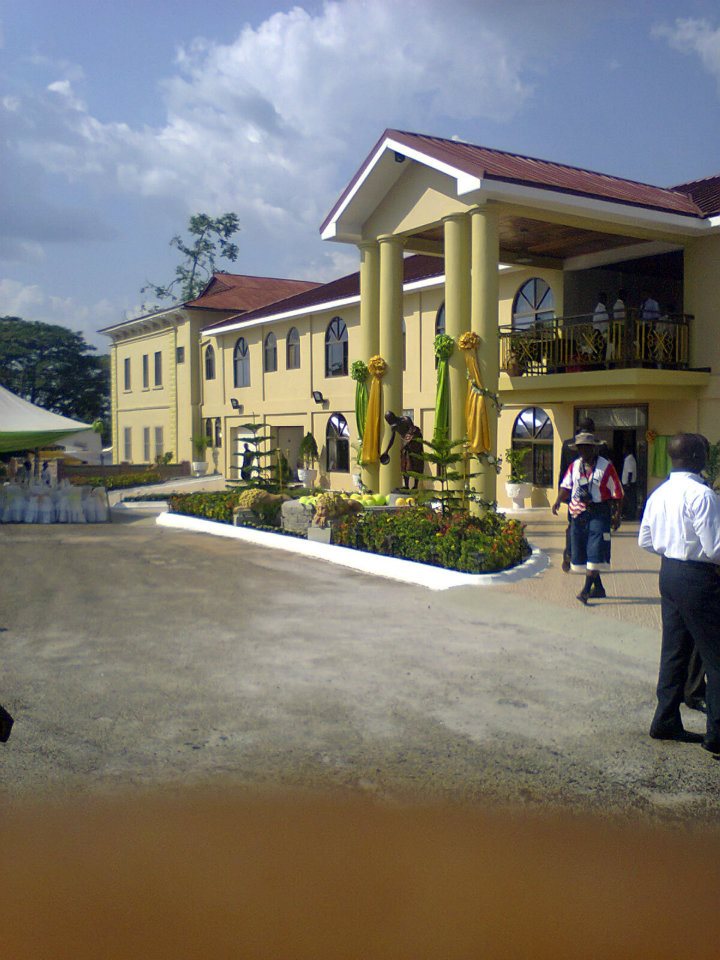 Akrase's: COMMISSIONING OF NEW WING OF JUABEN PALACE/40TH ANNIVERSARY ...