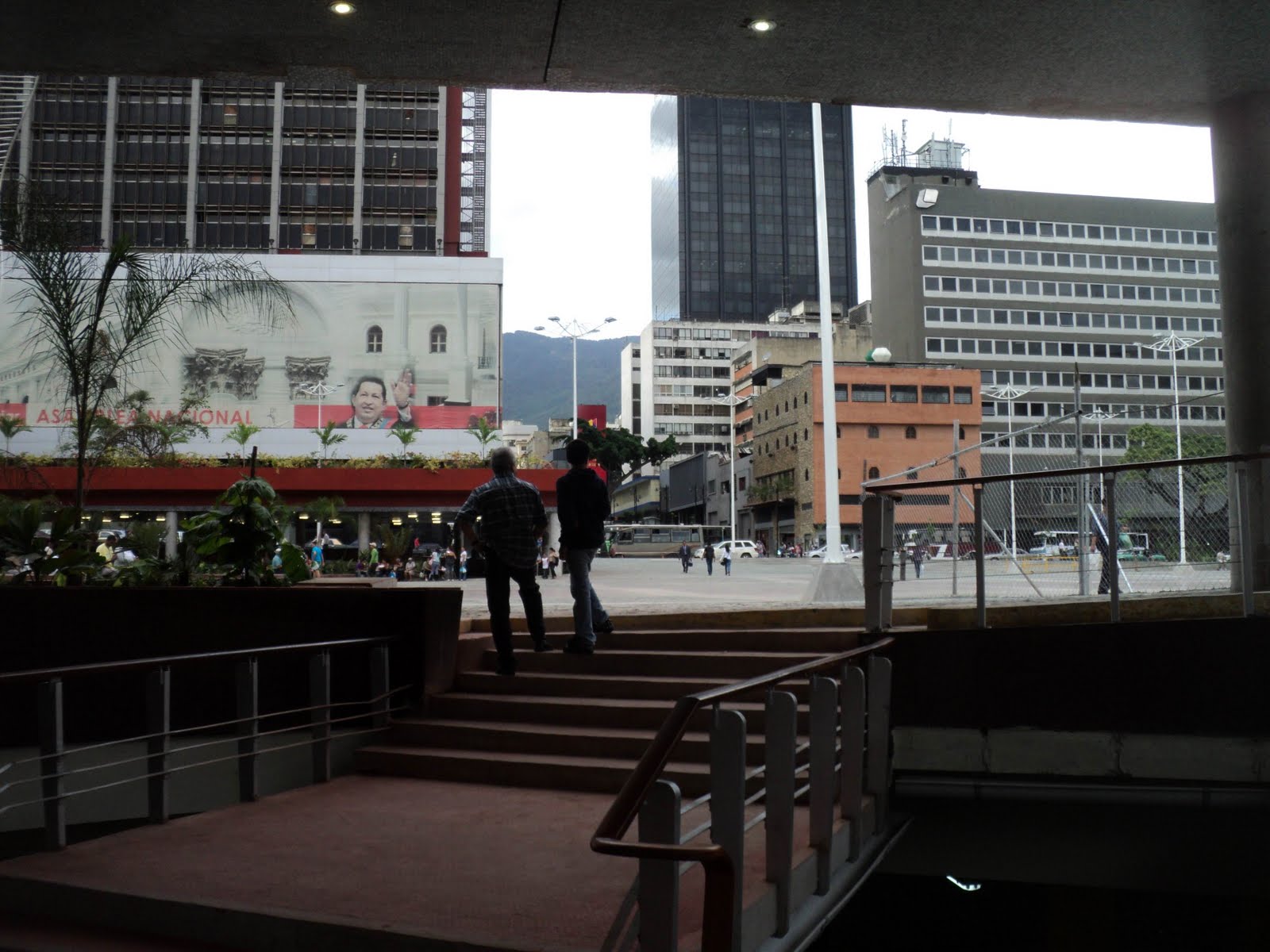 Un vistazo a la Caracas de ayer y hoy: Bajo la Plaza Diego Ibarra: El ...