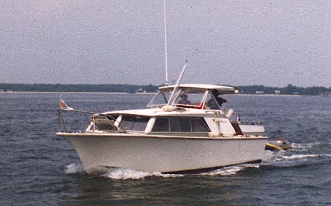 water and waves: 1965 Pearson 28 Hard Top Express Cruiser