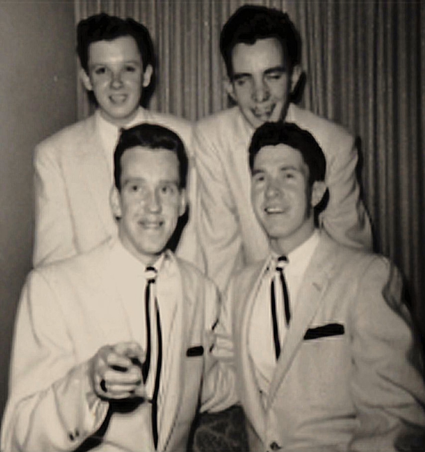 WHITE DOO-WOP COLLECTOR: THE HIG-TEENS,THE SWINGTONES,THE GEMS,THE 4 ...