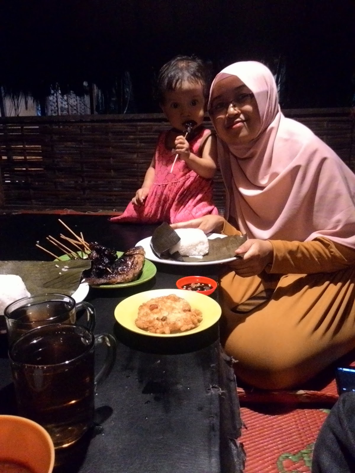 palupuh tempat makan enak di majalaya Bandung