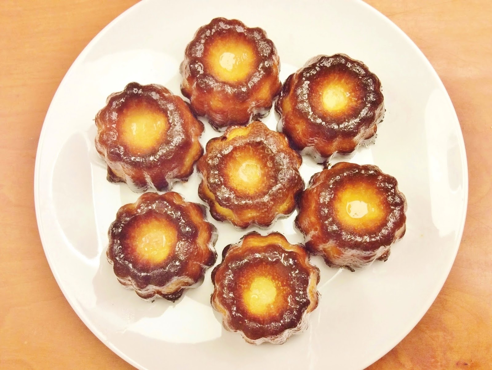 Cannelés de Bordeaux