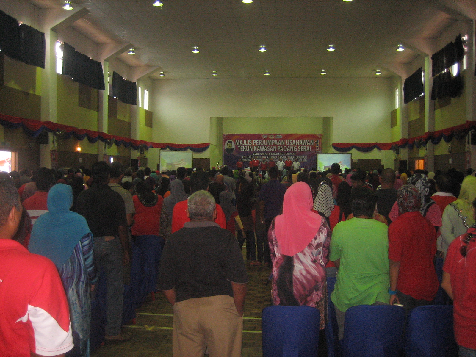 UMNO KELANG LAMA: PERJUMPAAN USAHAWAN & BANTUAN TEKUN PADANG SERAI