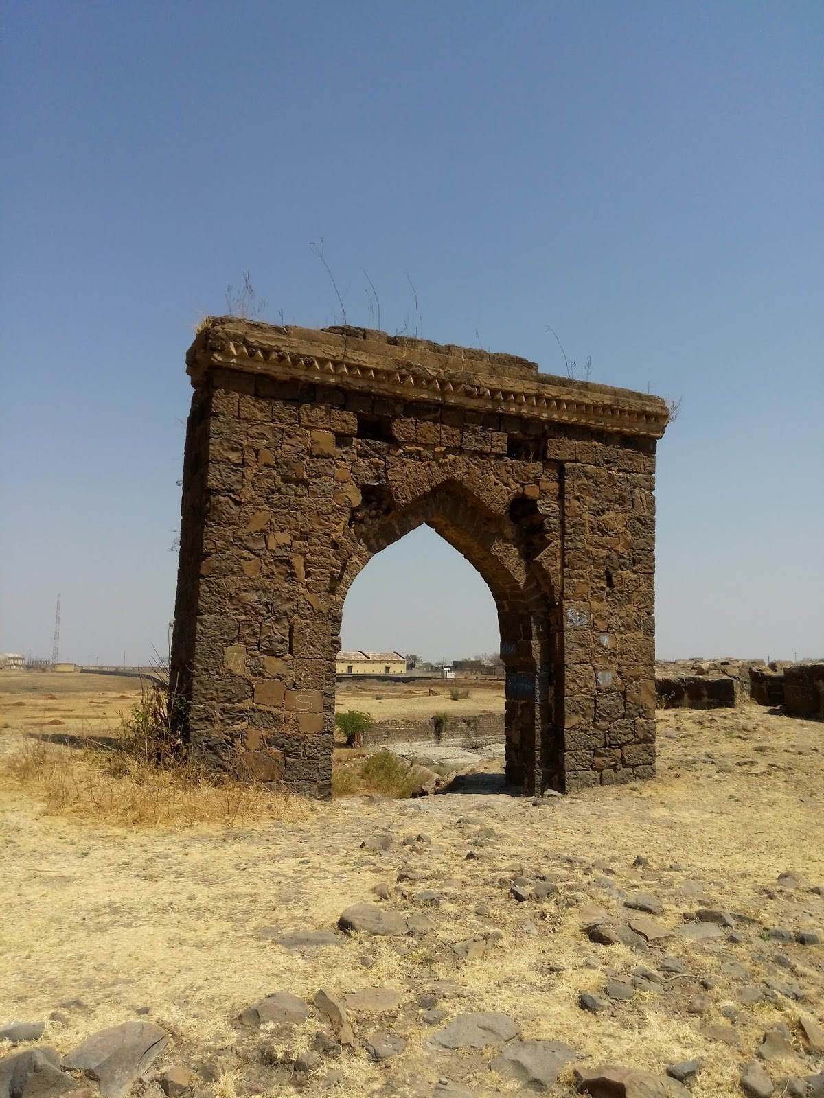 Dharur Fort aka Fatiyabad fort in Beed district of Maharashtra. | The ...