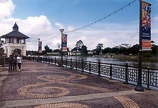 cOmOt cOmEy kEhiDupaN..: Sedetik cuma...Kuching, Sarawak