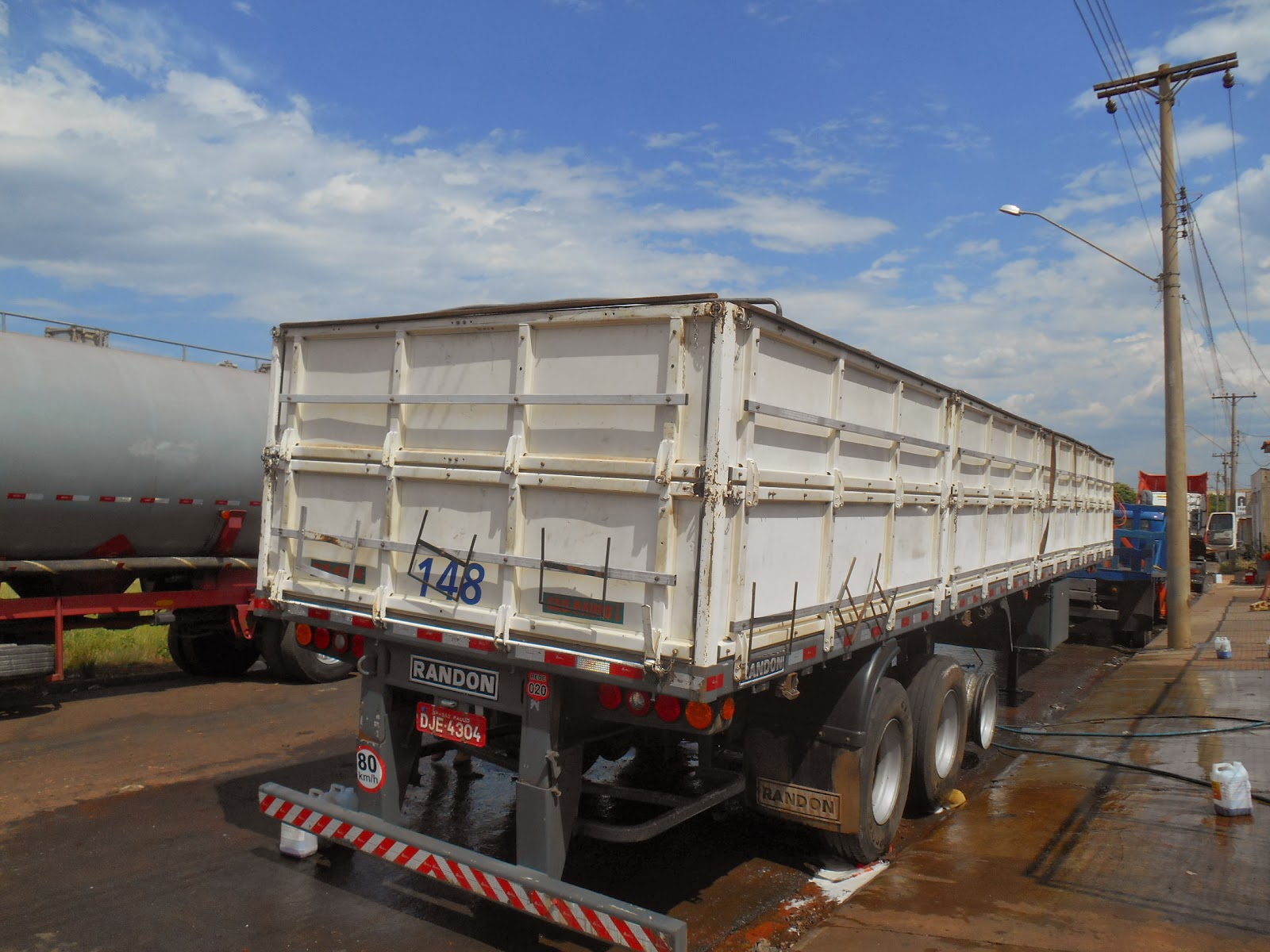 Carreta Graneleiro Randon 2005