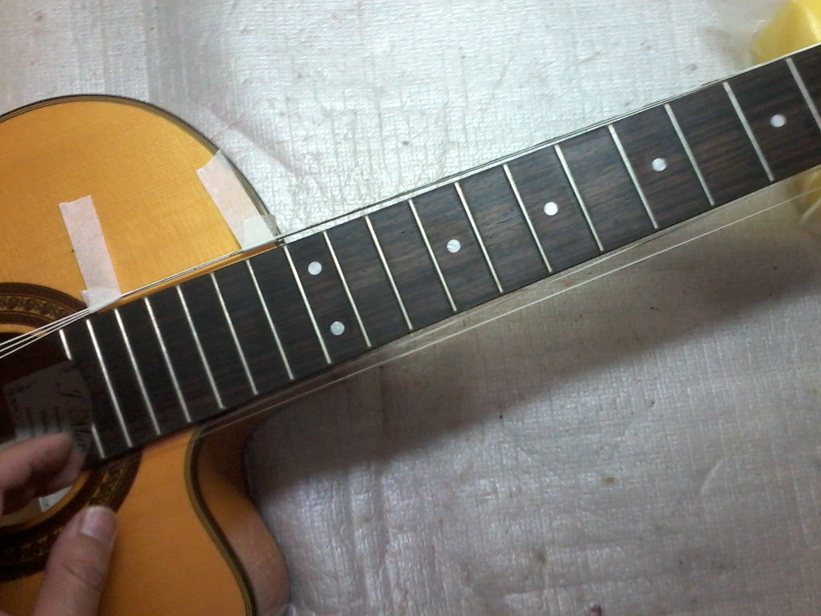 Joelson Luthier: Violão francês J. Marcario - Colocação de marcações.