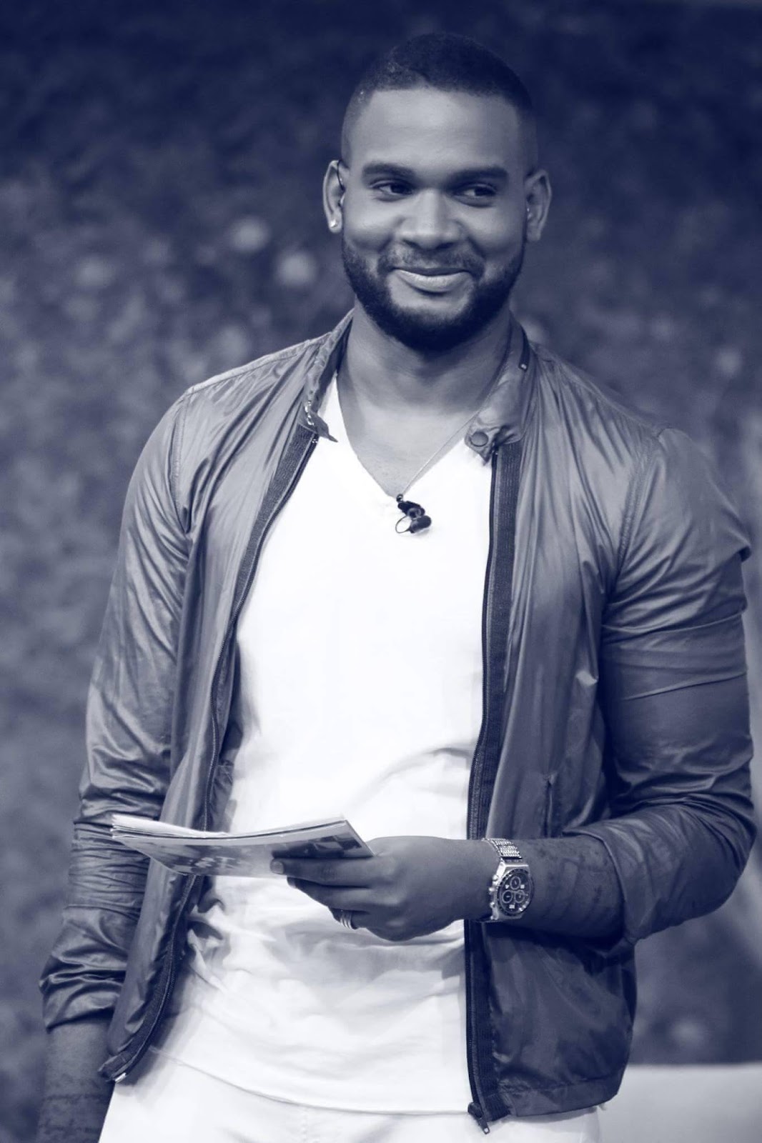 Igor Benza leva prémio de “Melhor Apresentador de TV” na quinta edição ...