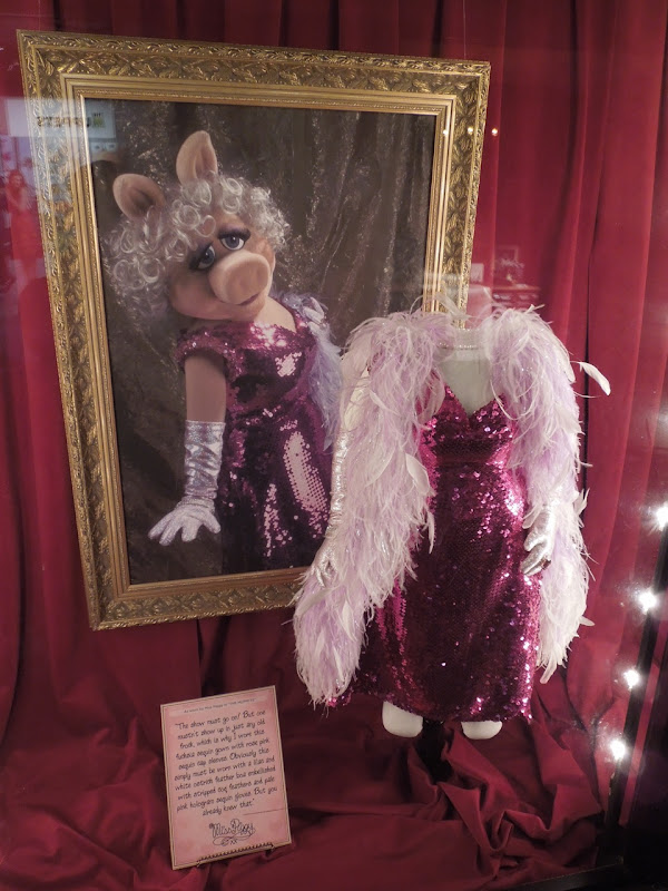 Hollywood Movie Costumes and Props: Miss Piggy's Couture Collection ...