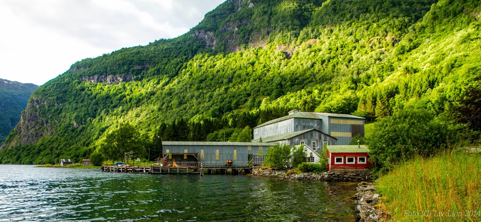 Rundt omkring: Framfjord og Arnafjord.